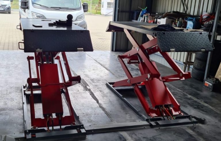 Elevator foarfeca pentru service auto | Elevatoare Auto