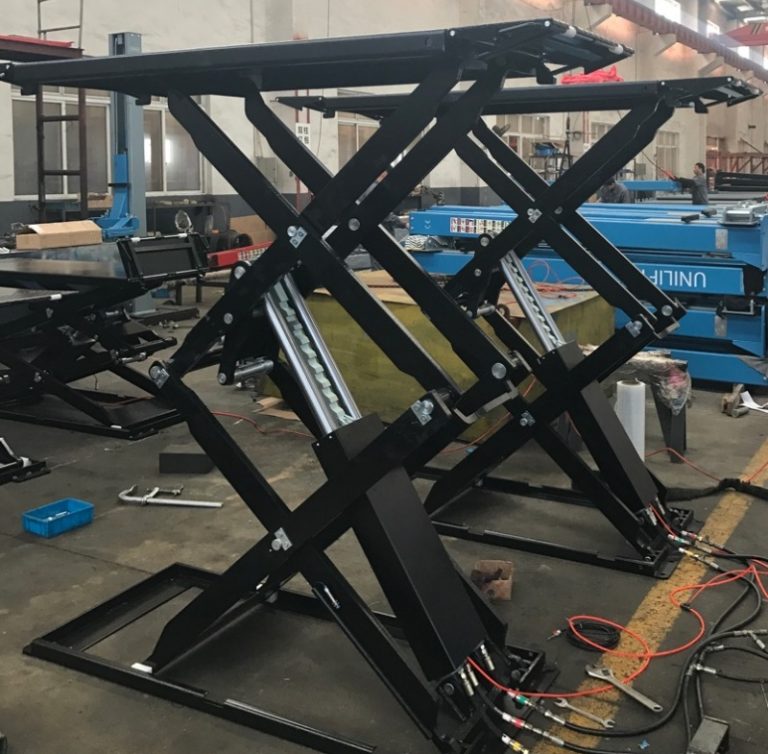 Elevator foarfeca pentru service auto | Elevatoare Auto